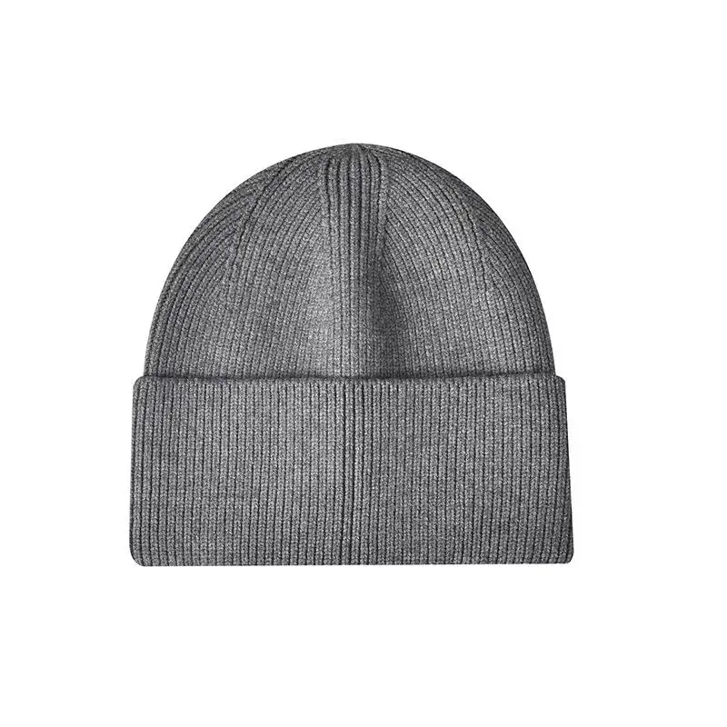 High Quality Knitted Acrylic Beanies with Custom Patch on Front ...