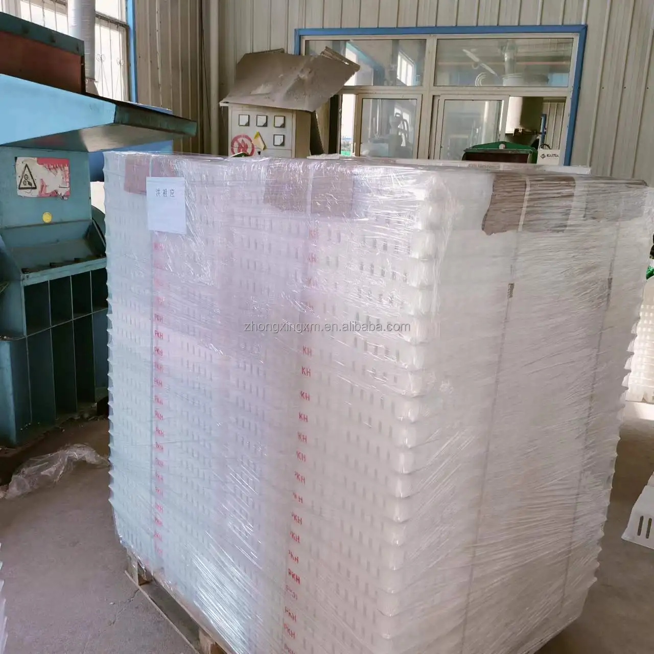 Stackable PP Day Old Chick Transport Box Chick Transportation Truck Box ...