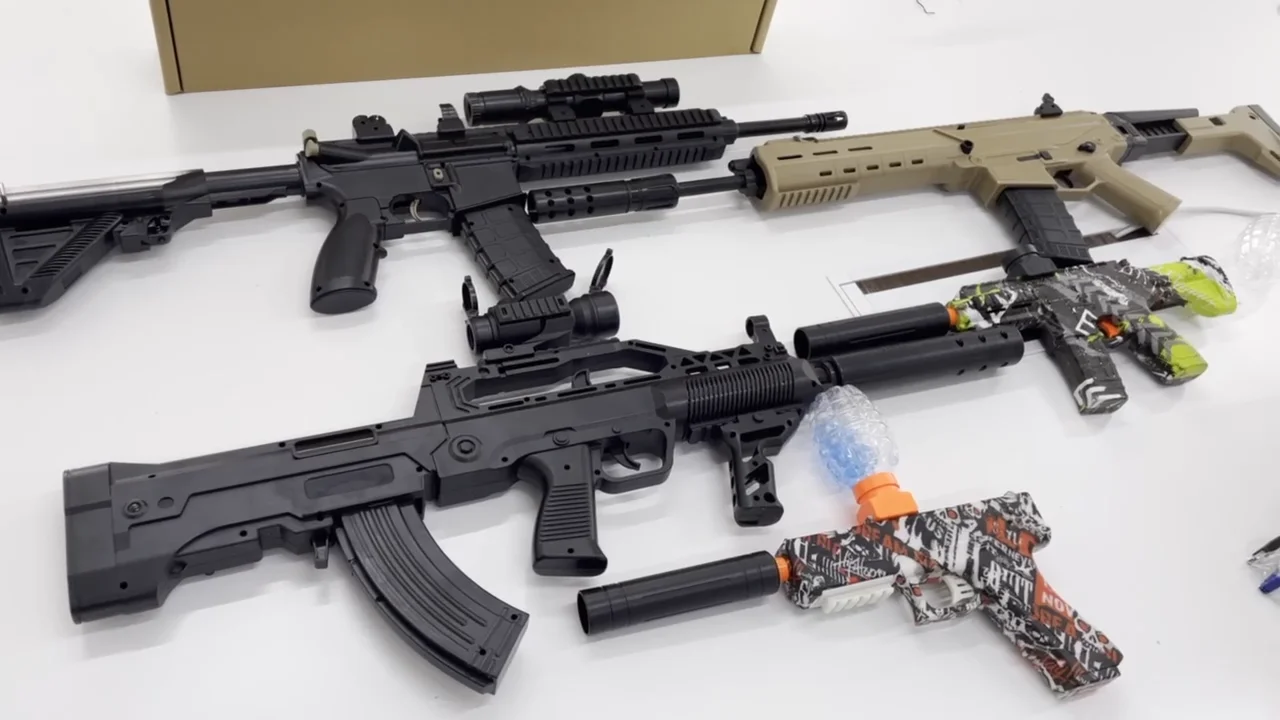 Creative Graffiti G17 Electric Gel Blaster Toy Gun Outdoor Automation ...