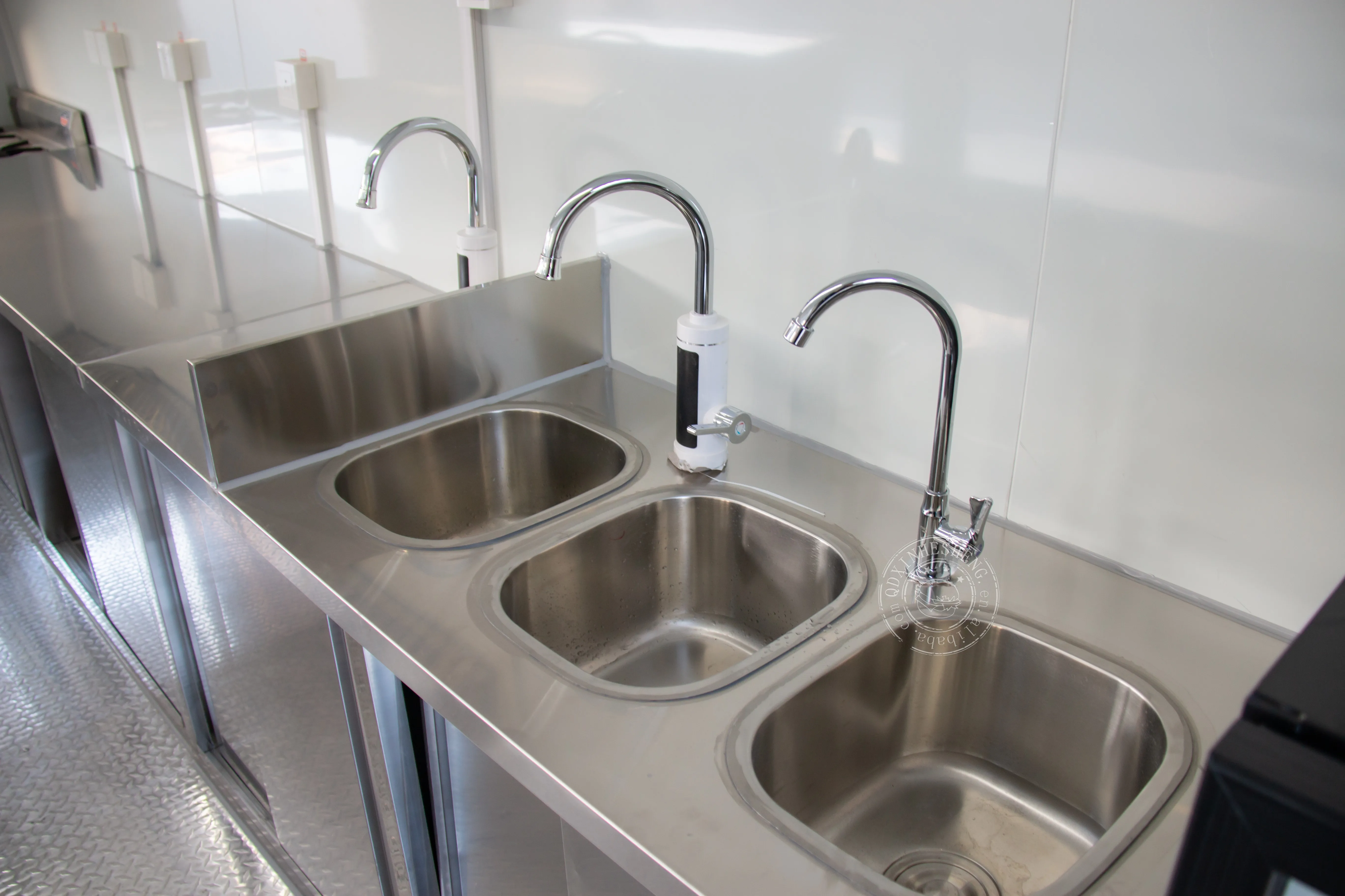 Equip Trailer Food Fast Food Trailer ENCLOS TRAILER Food Cart with Fyer