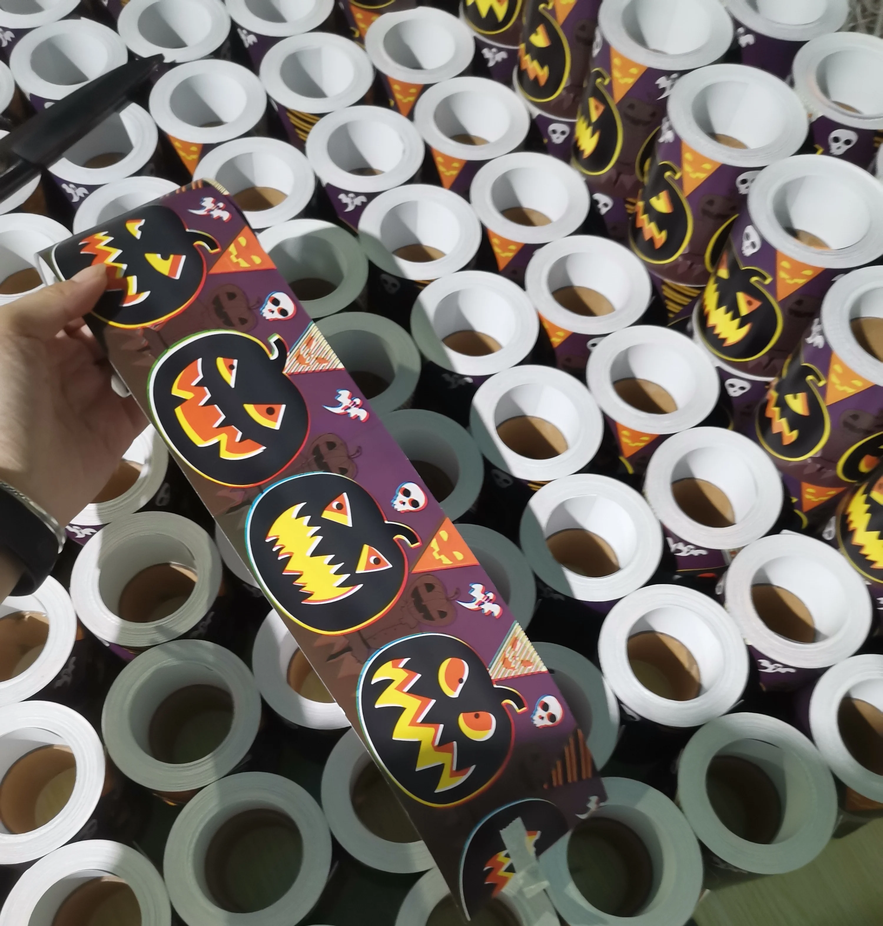 Bulletin Board Classroom Decoration Border Corrugated Paper Scalloped ...