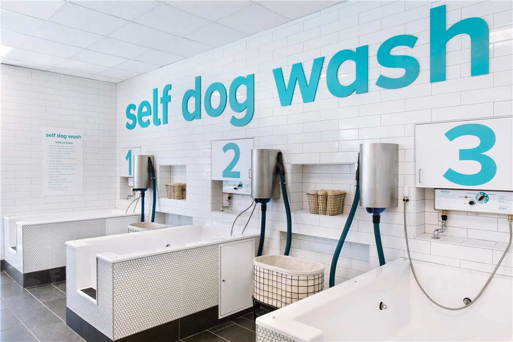 Modern Pets Shop Interior Layout Design - Customized Display