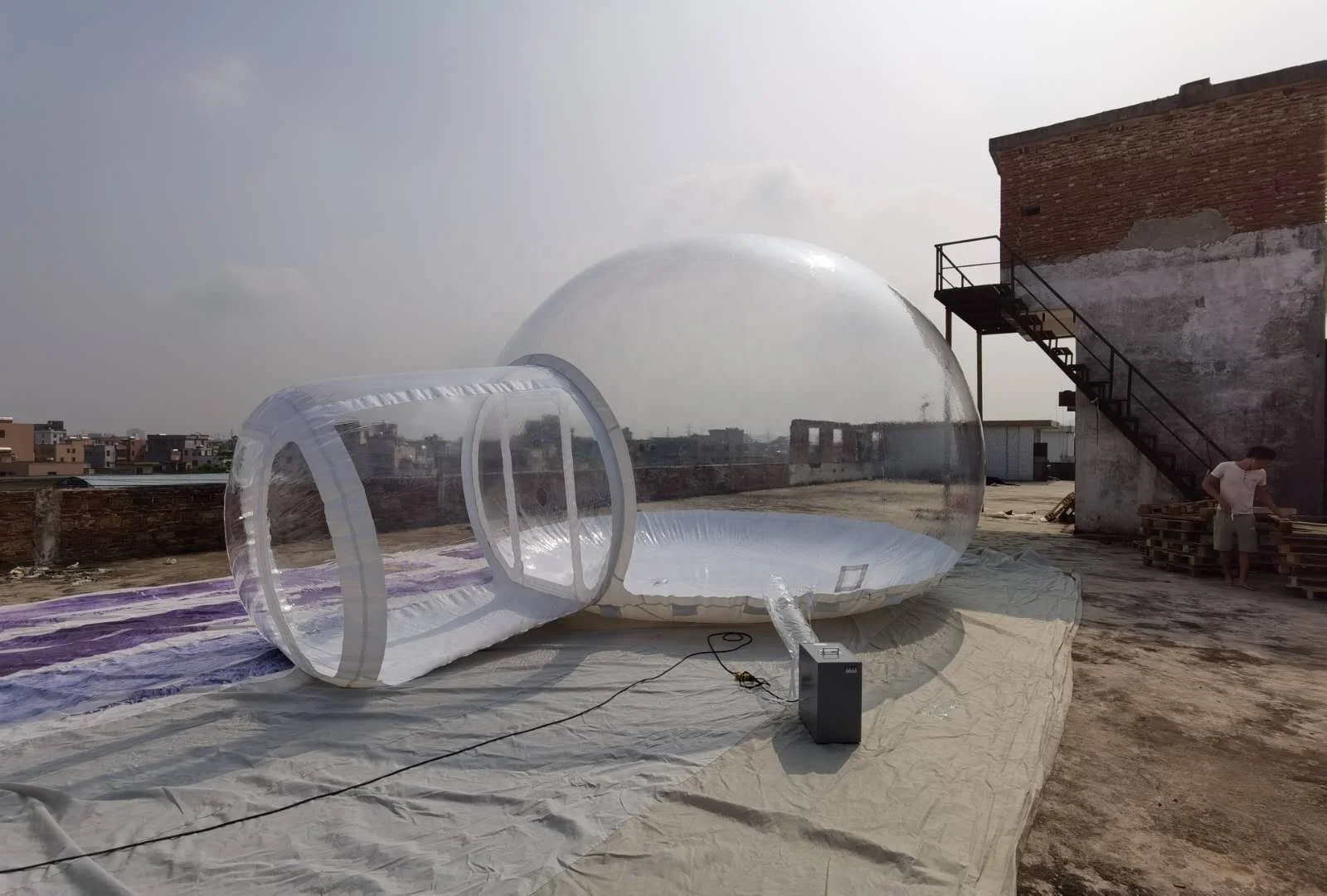 Transparent Dome Tent - Eco-Friendly Inflatable Igloo