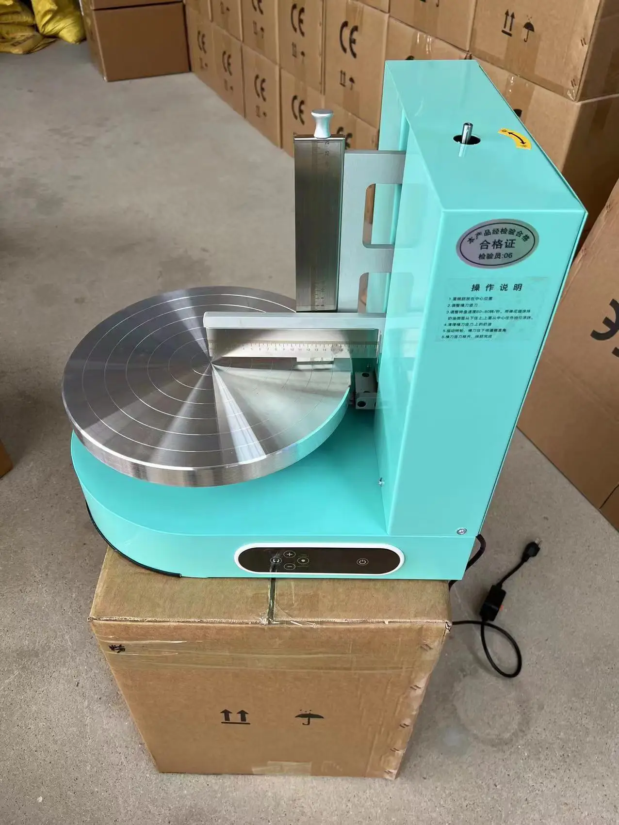 Durable Automatic Cake Cream Plastering Machine for Sale