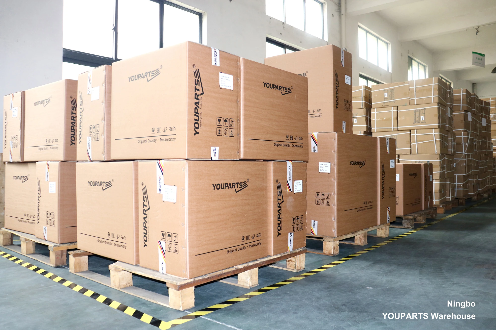 Yps Auto Engine Radiator Coolant Water Expansion Tank For Benz W212 ...