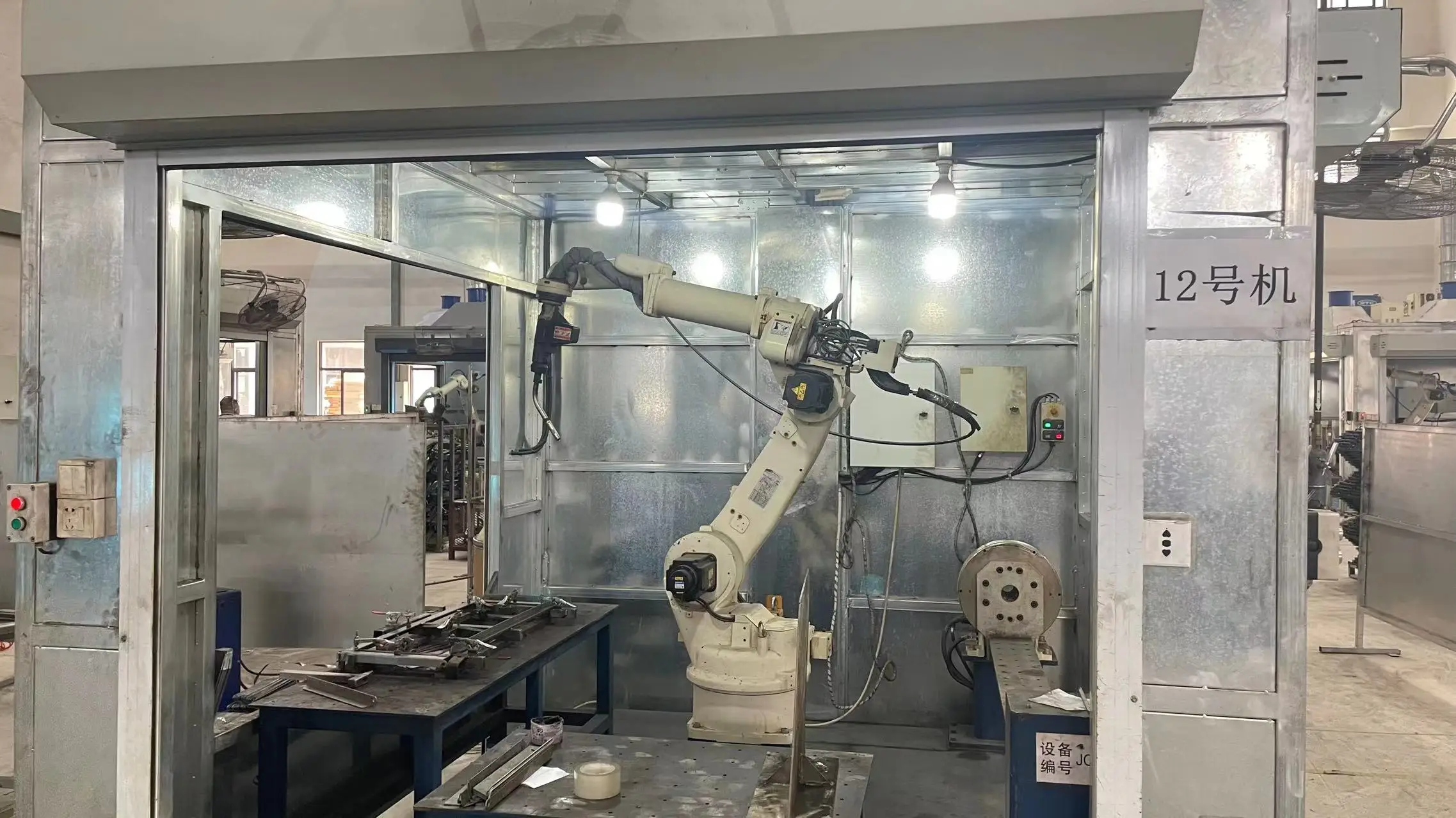 Black Chopped Tour Pack Pak Luggage for 97-13 Harley Davidson Touring ...