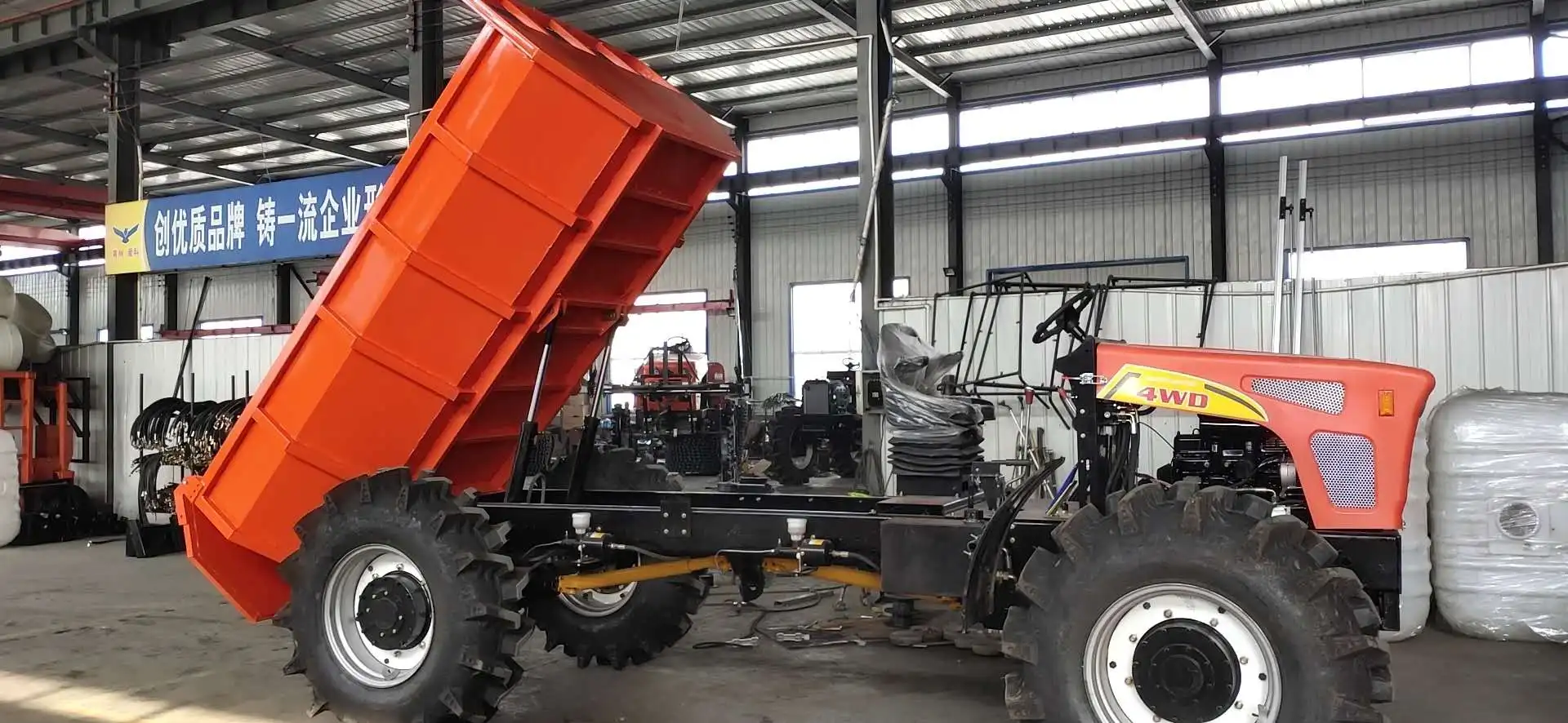 4WD Agricultural Farm Transporter Dump Tractor for Palm Oil