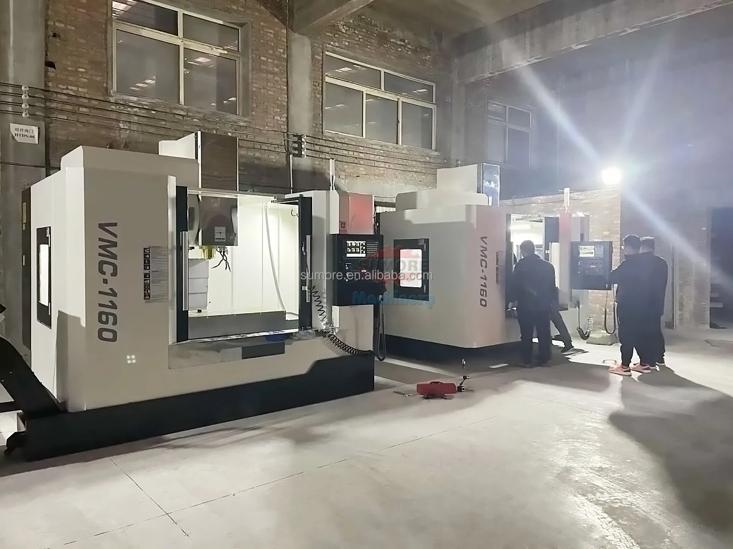 Sumore Vmc1060 3/4/5 Axis Cnc Machining Center Smc1060 Vmc 1160 Vertical Cnc Milling Machine ...