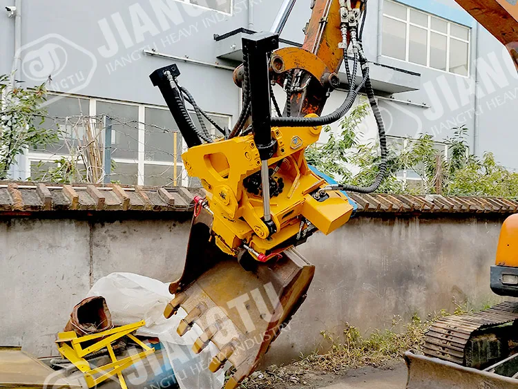 Excavator Attachments - Tilt Rotator with Grab - 1 Year Warranty