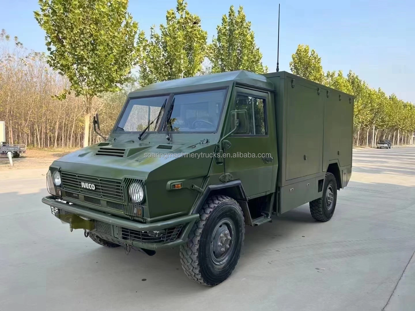 15 Seats Fairly Used Toyota HiAce Mini Bus| Alibaba.com