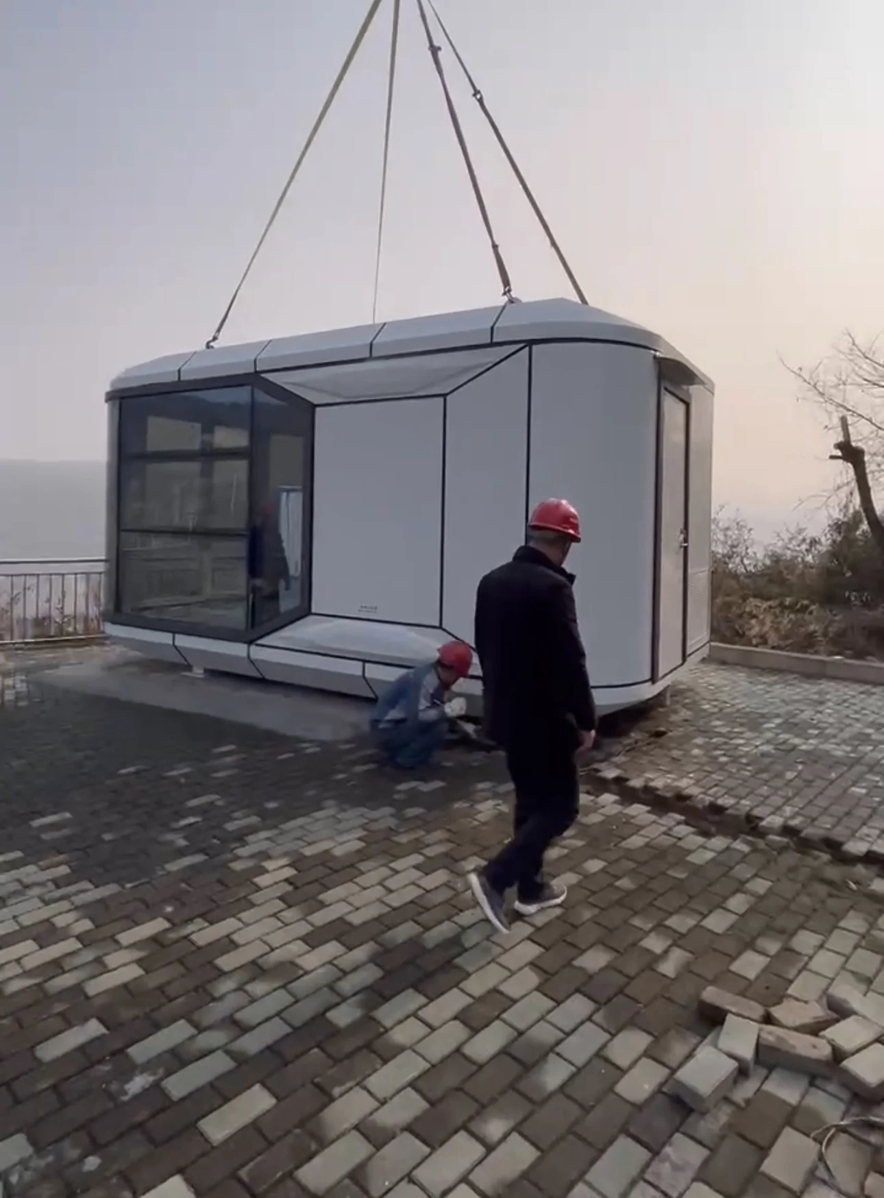 Mobile Space Capsule Container Hotel Prefab Vessel House Flat Fack ...