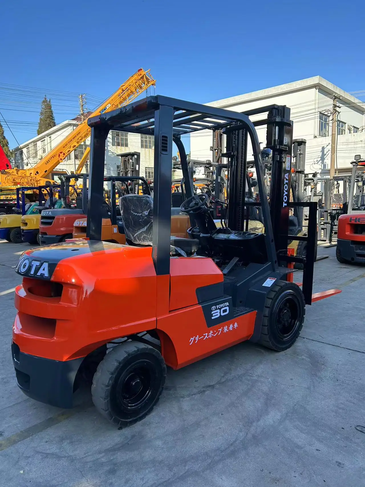 Used Toyota 30 Forklift Japan Brand Mini Forklift 3 Ton Capacity Battery Power Hand Operated ...
