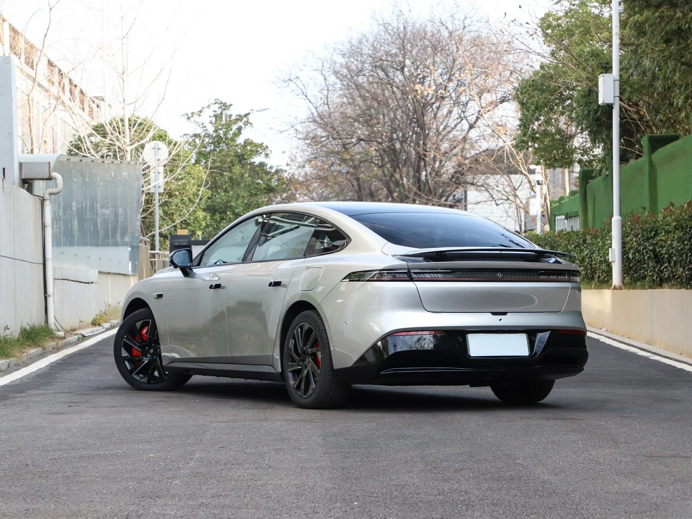 New Ev Car 2024 Dongfeng E 007 400KW 3s Endurance High Speed New Energy Vehicle| Alibaba.com