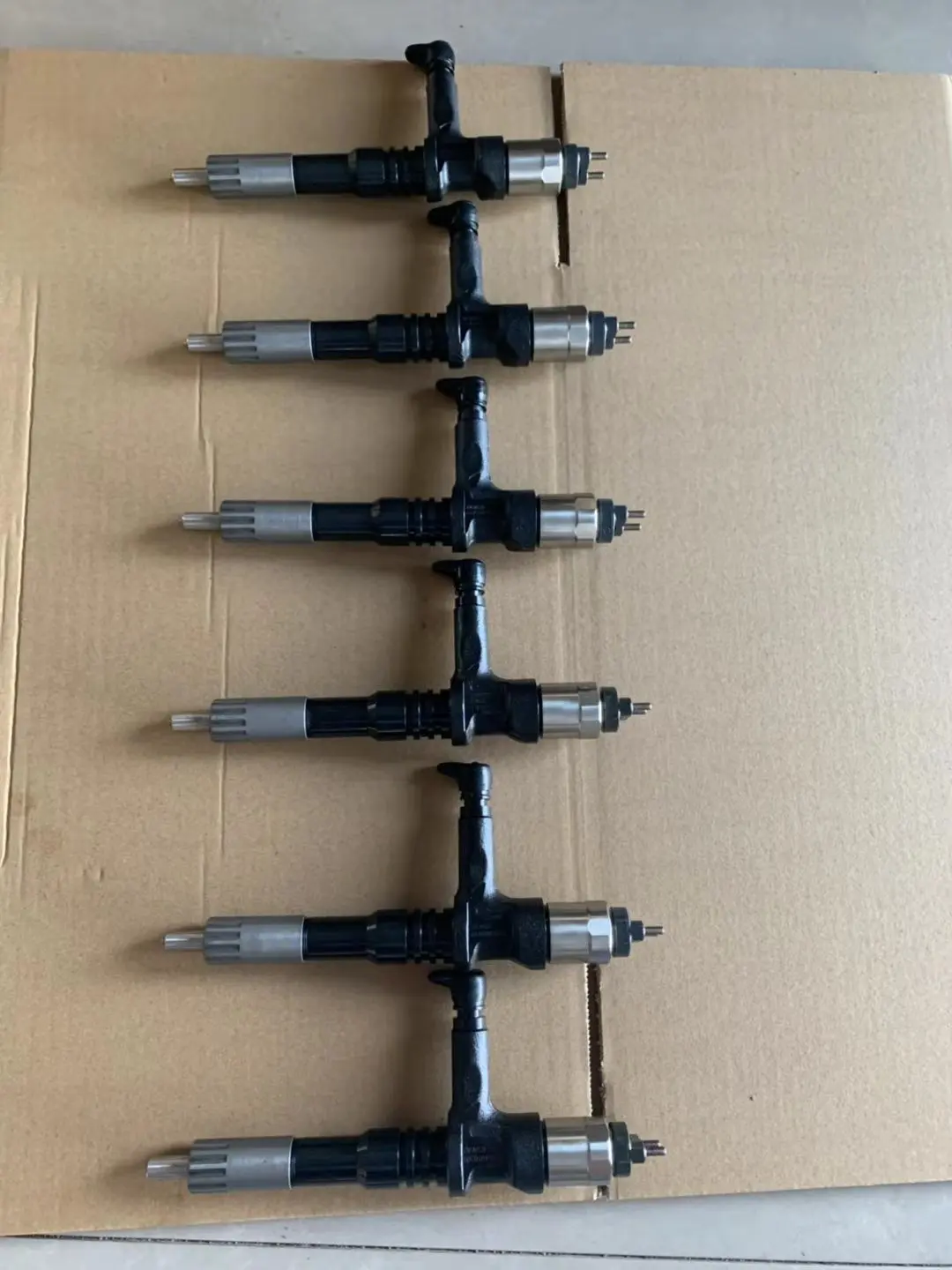 6211-12-3500 Fuel Injector - Reliable Performance & Efficiency