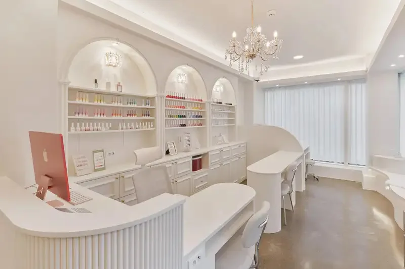 M2 Display - Elegant Nail Spa Furniture & Cosmetics Showcase