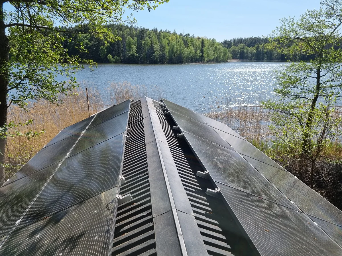 Jinko Double Glass Solar Panels - High Efficiency Options