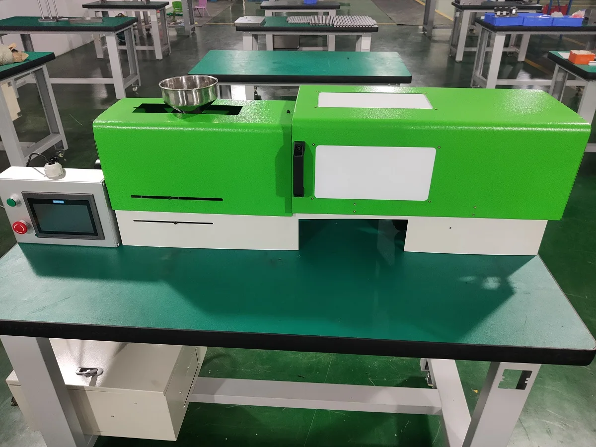 Micro Plastic Molding Machine Operation Desktop Mini Plastic Injection ...