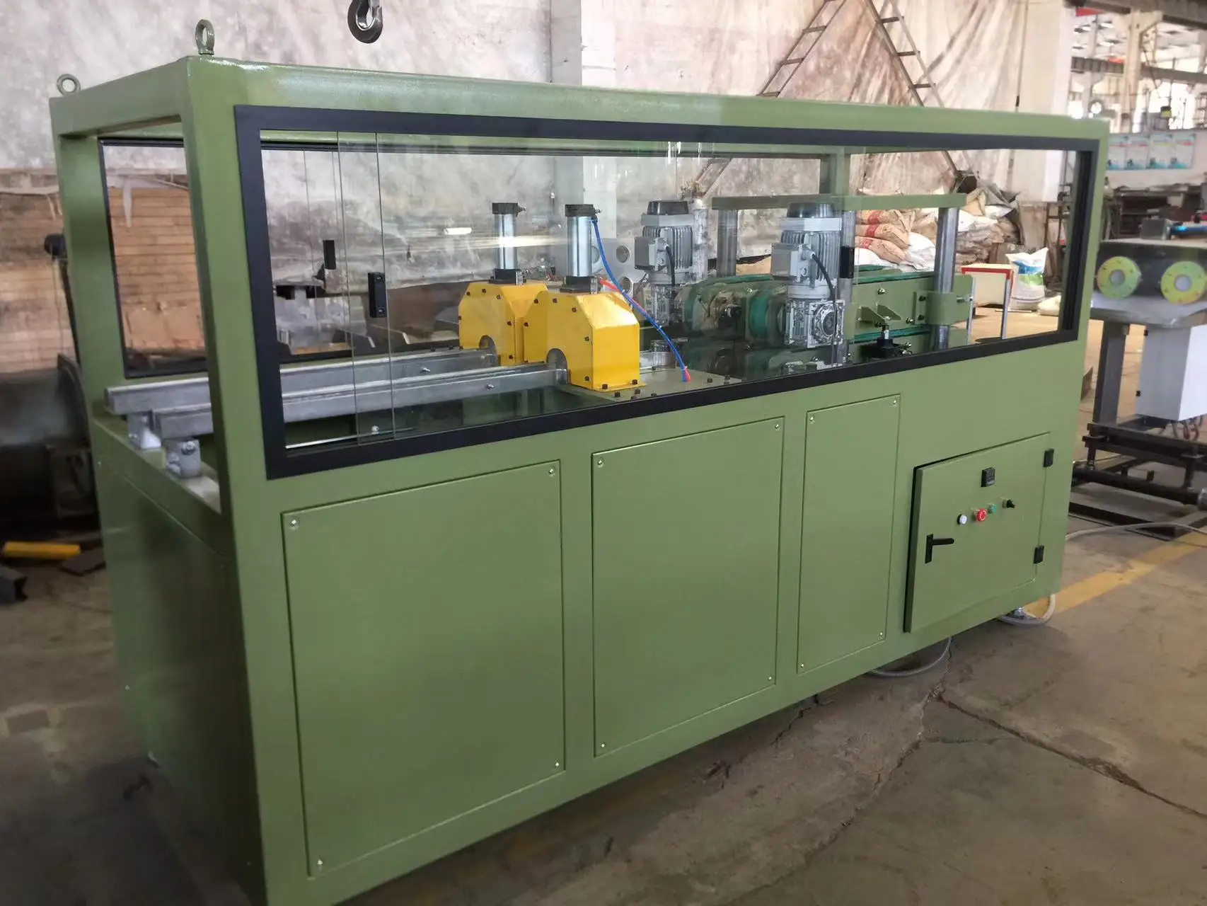 Fosita PVC Pipe Haul off Machine - Efficient Plastic Pulling