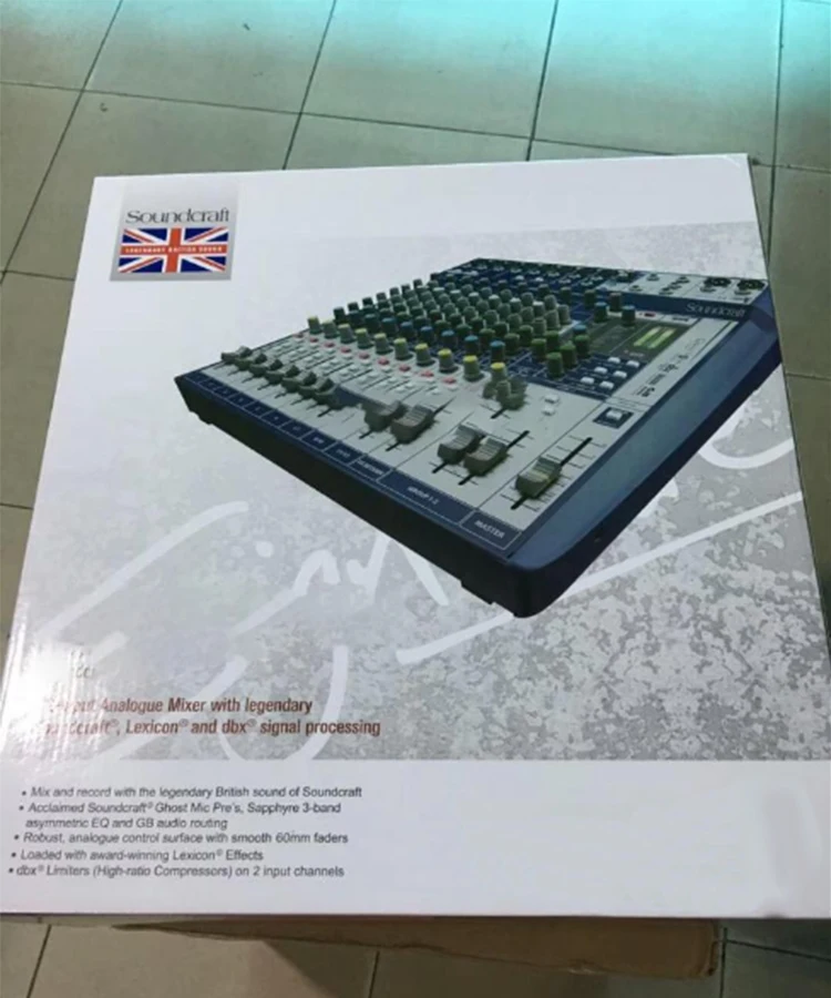 Signature 12 Channel Soundcraft Audio Mixer for Stage Singing