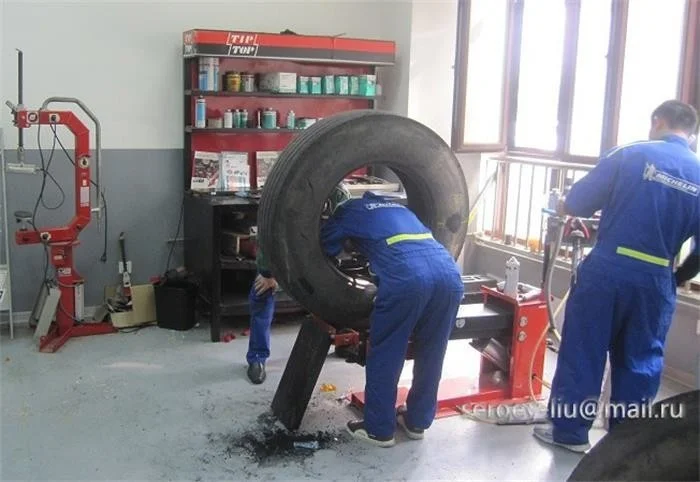 Floor Type Tire Expander - Efficient Wheel Repair Tool