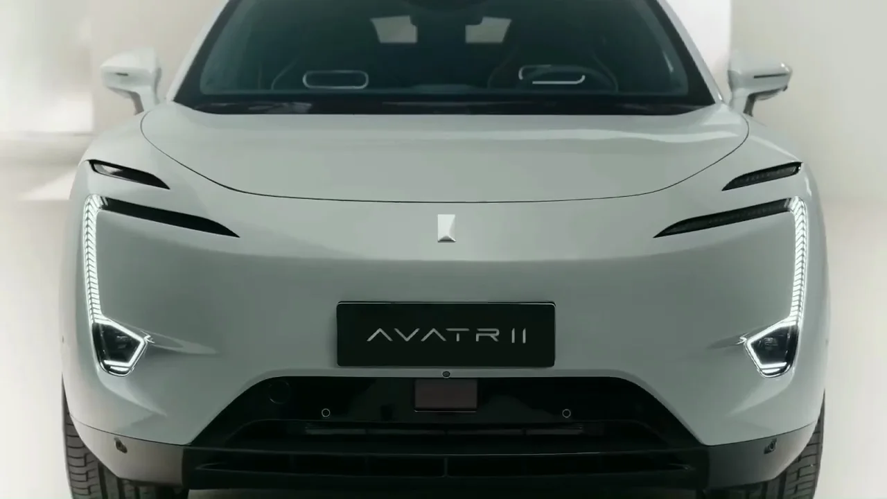 New Energy Vehicles Avatr 11 Electric Car Changan 2023 Pure Electric 705km Range 4-door 5-seater ...