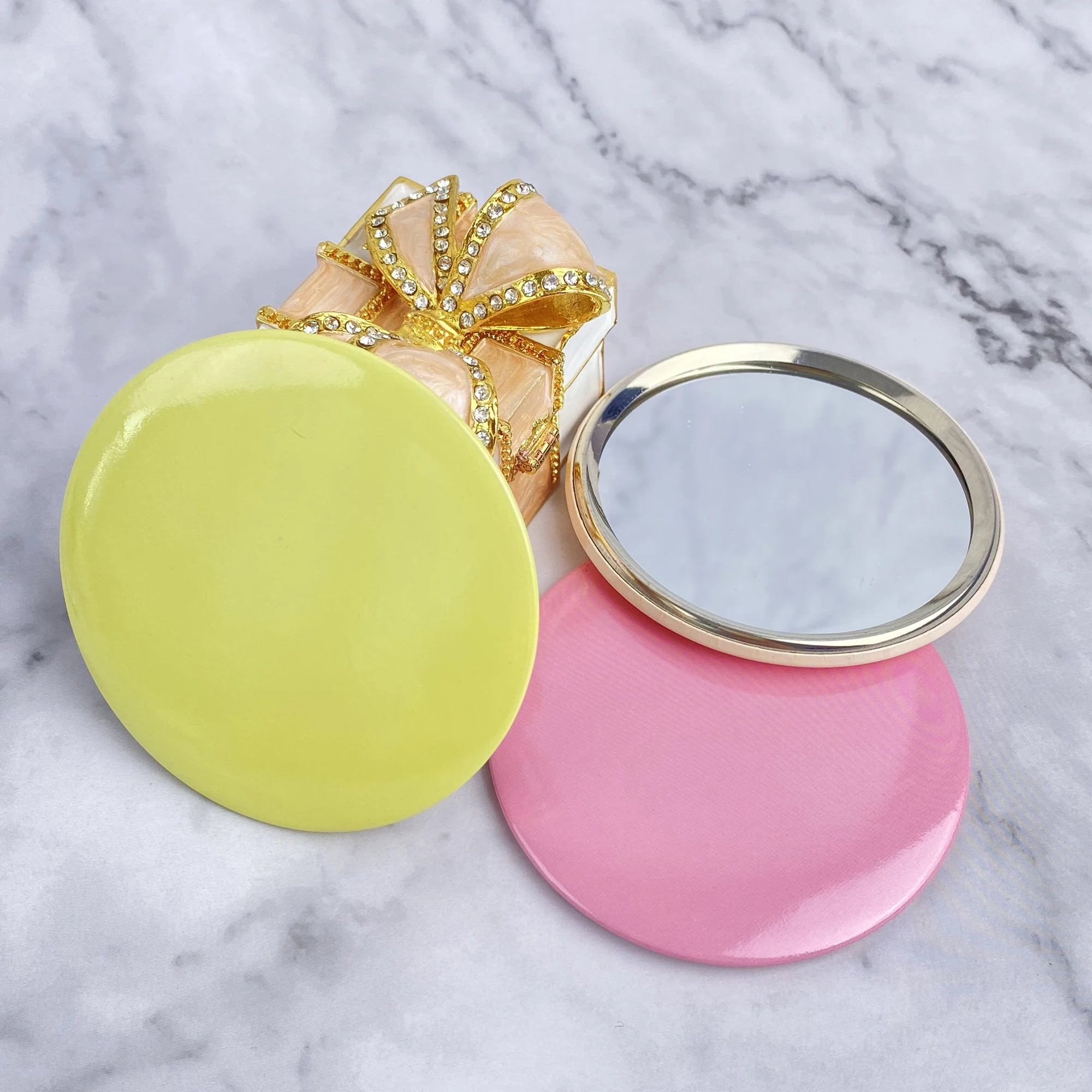 Wholesale Custom Print Logo Cute Acrylic Pocket Round Mini Make Up Hand ...