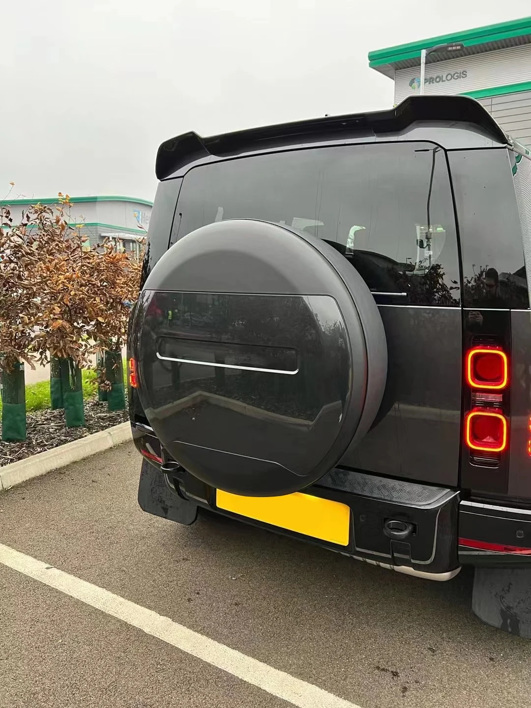 Hot Selling Abs Rear Trunk Exterior Kit Tire Protector Carpathian Grey ...