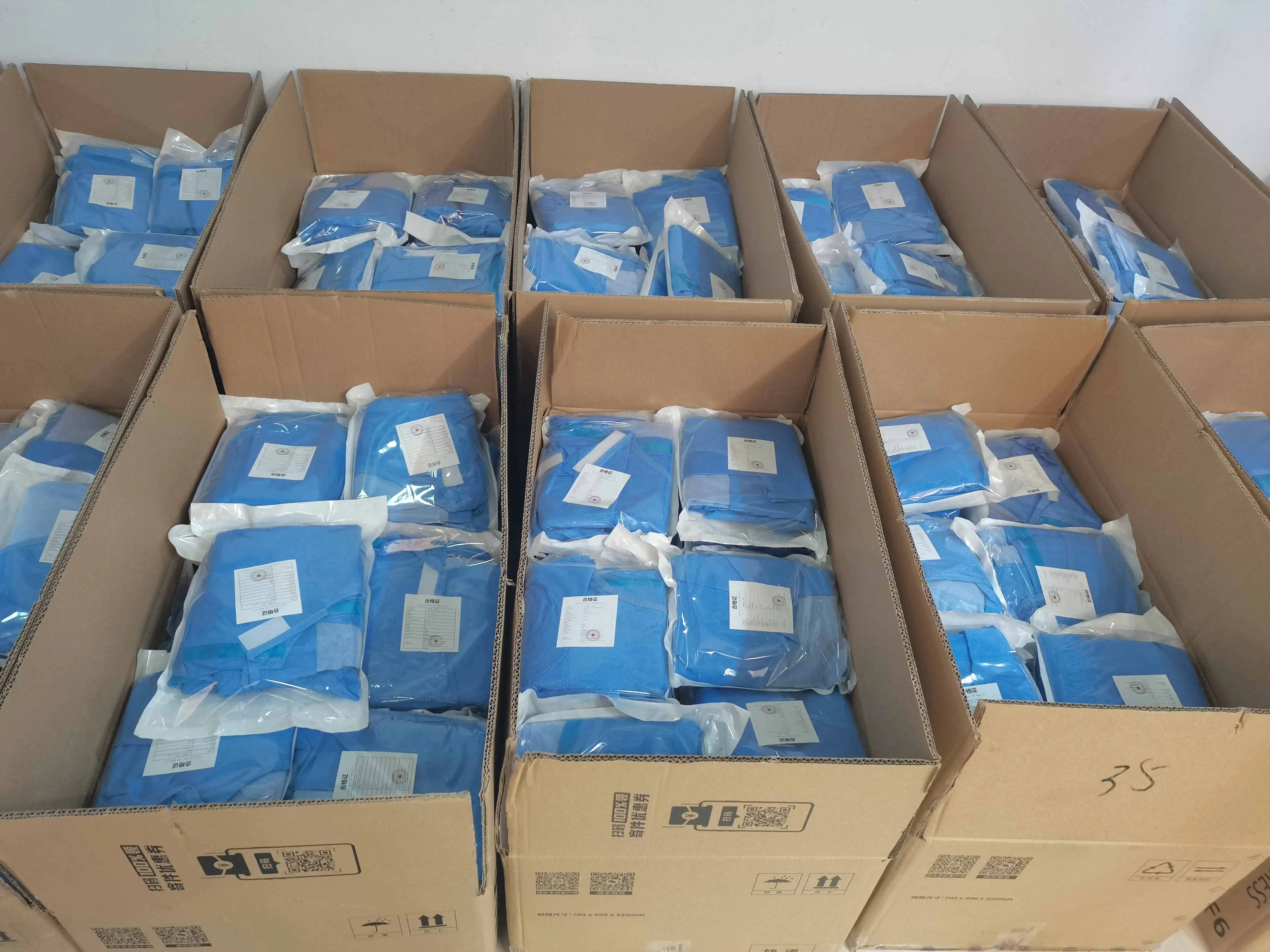 New Arrival Astm F1671 Gown Coverall Ce Iso13485: 2016 Disposable Lab ...