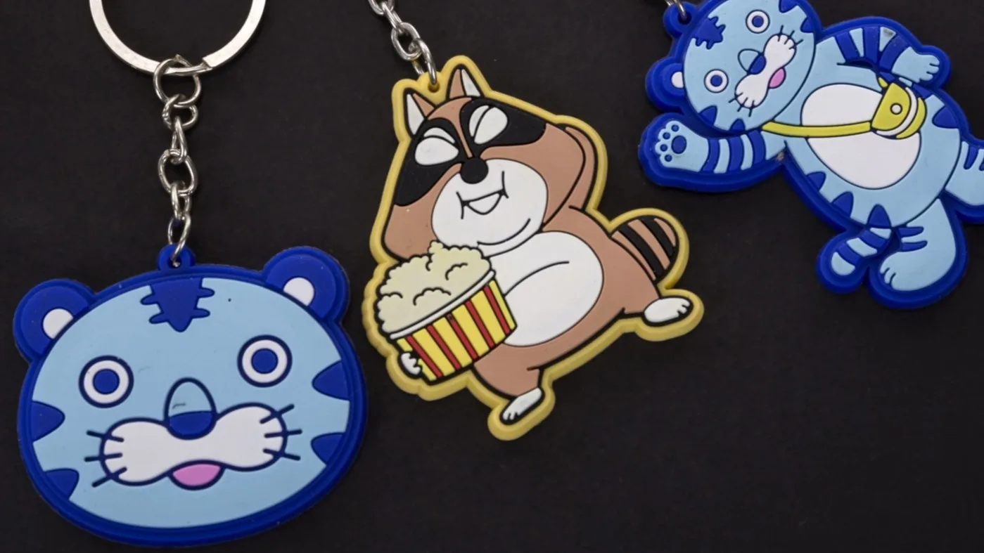 Hot Selling 2023 Pvc Game Machine Keychain & Keyring Cute Gamepad ...