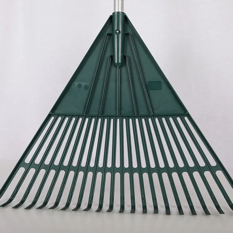 Leaf Rake Steel Handle Garden Rake With Telescopic Metallic Handle ...