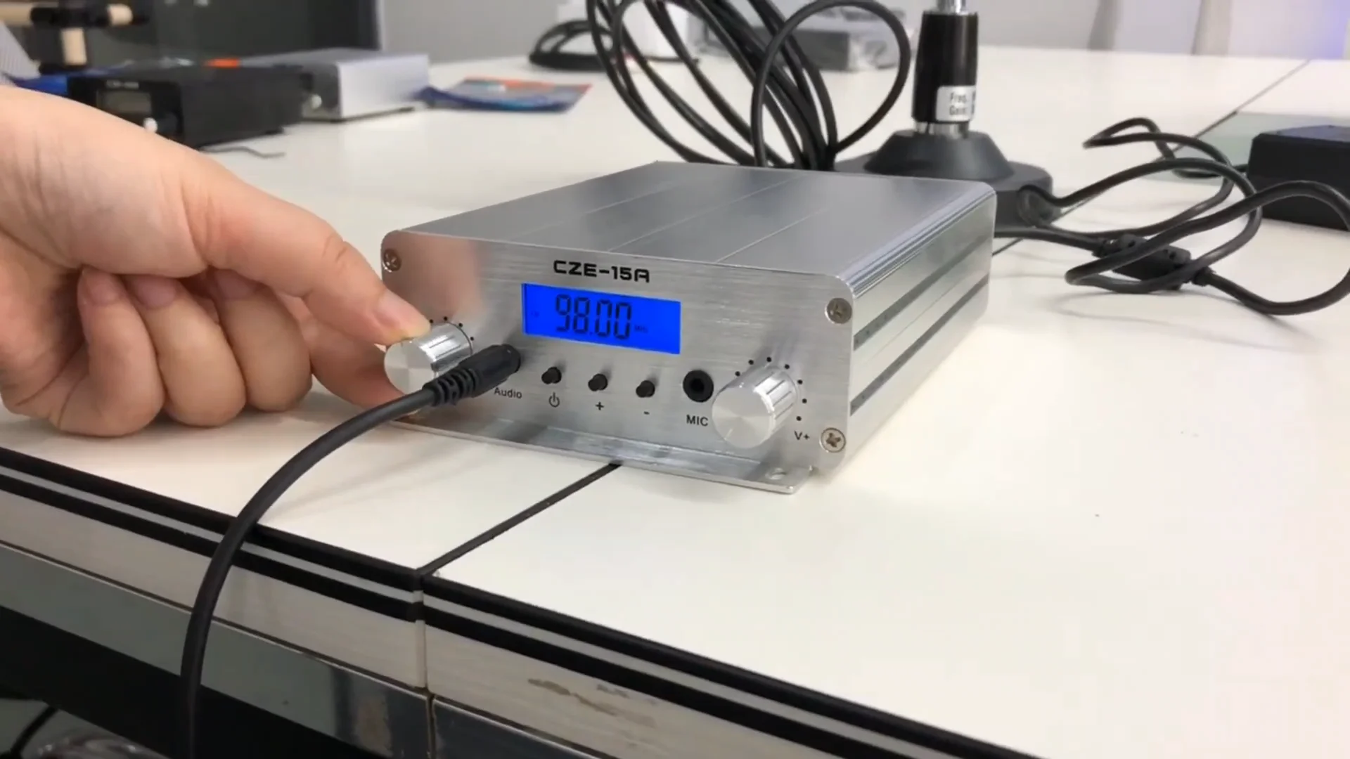 15w Wireless Fm Broadcast Transmitter Radio Station With Outdoor Gp ...