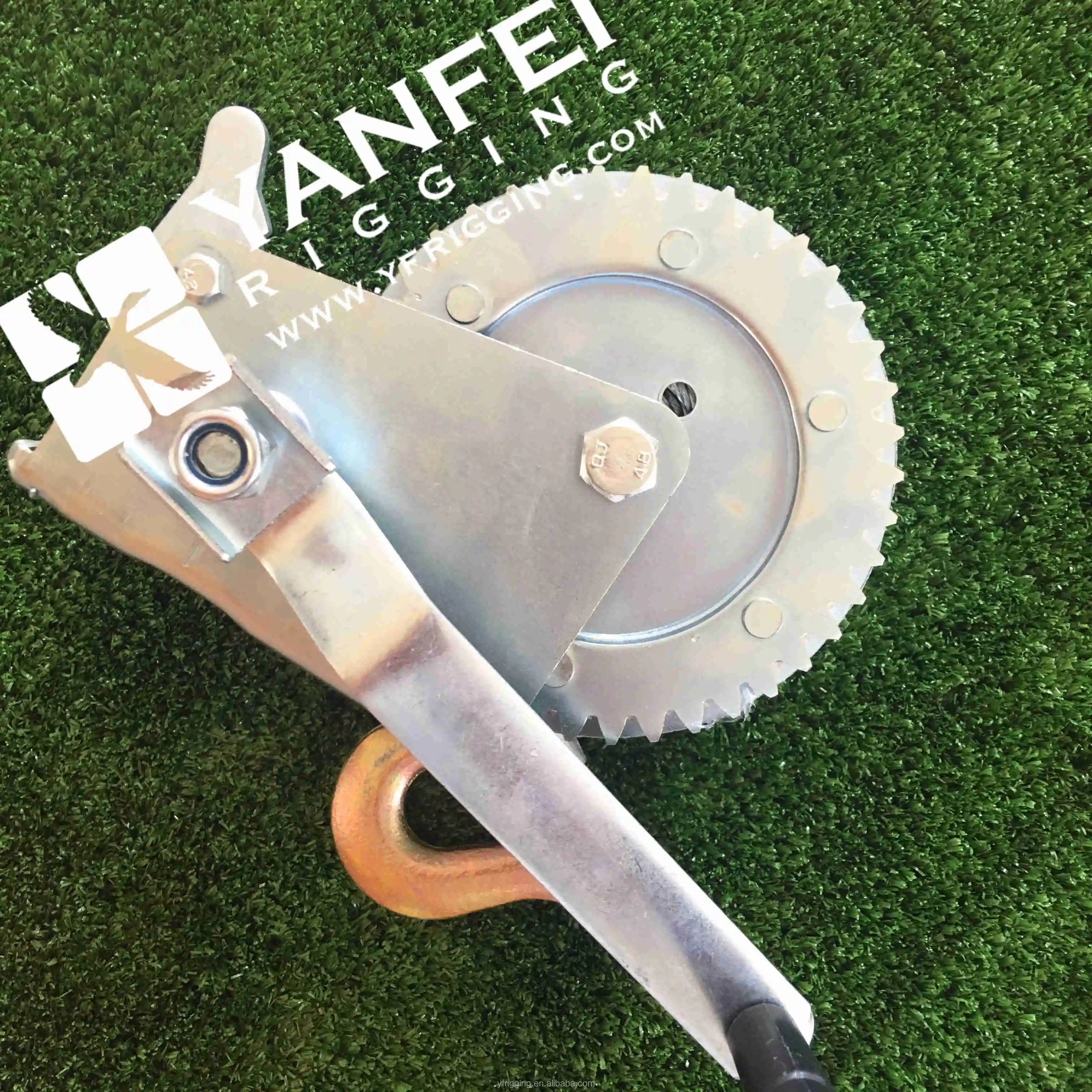 Galvanized 2000 Lbs Hand Winch Steel Wire Rope Winch - Buy Brake Hand ...