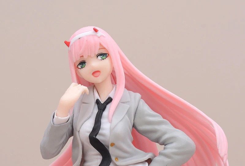 Anime DARLING in the FRANXX Zero Two Character Model Desktop Ornament ...