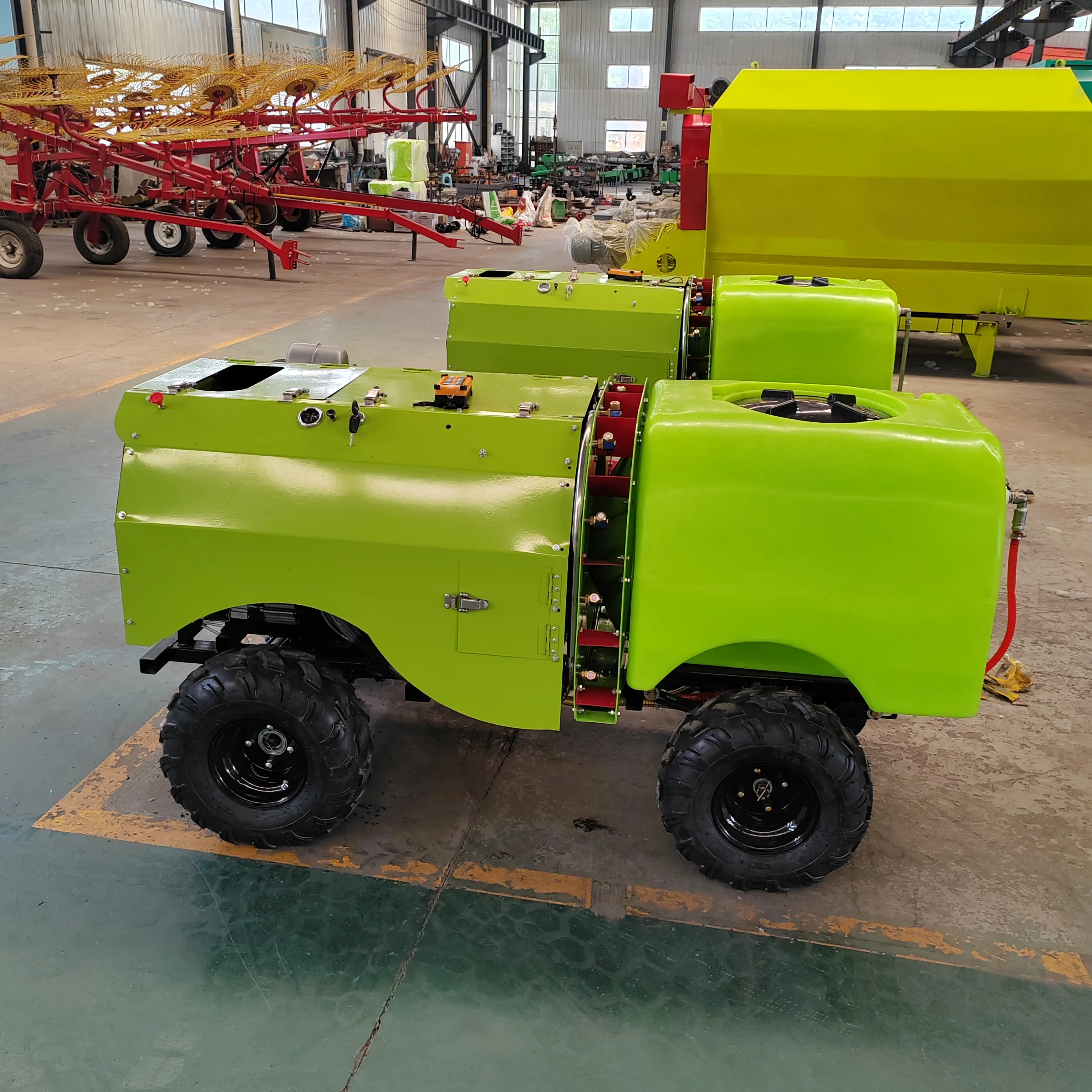 Small Orchard Spraying Machine Four Wheel Remote Control Sprayer New ...