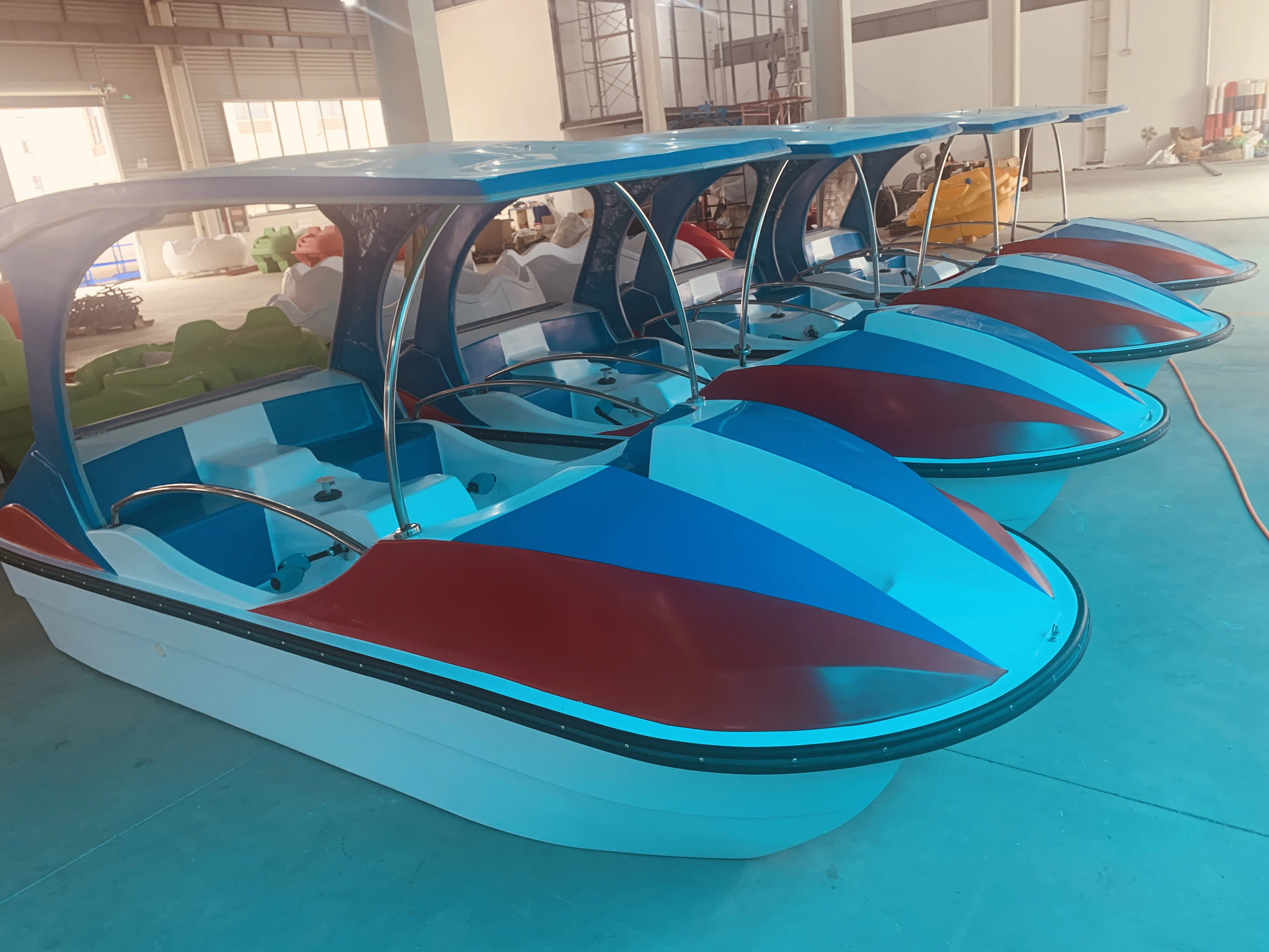 4 Persons Water Plastic Pedal Boat With Sun-shade Cover For Water ...
