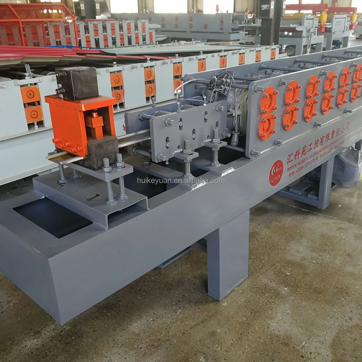 Roller Shutter Door Making Machine Corrugated Roofing Sheet Roll ...