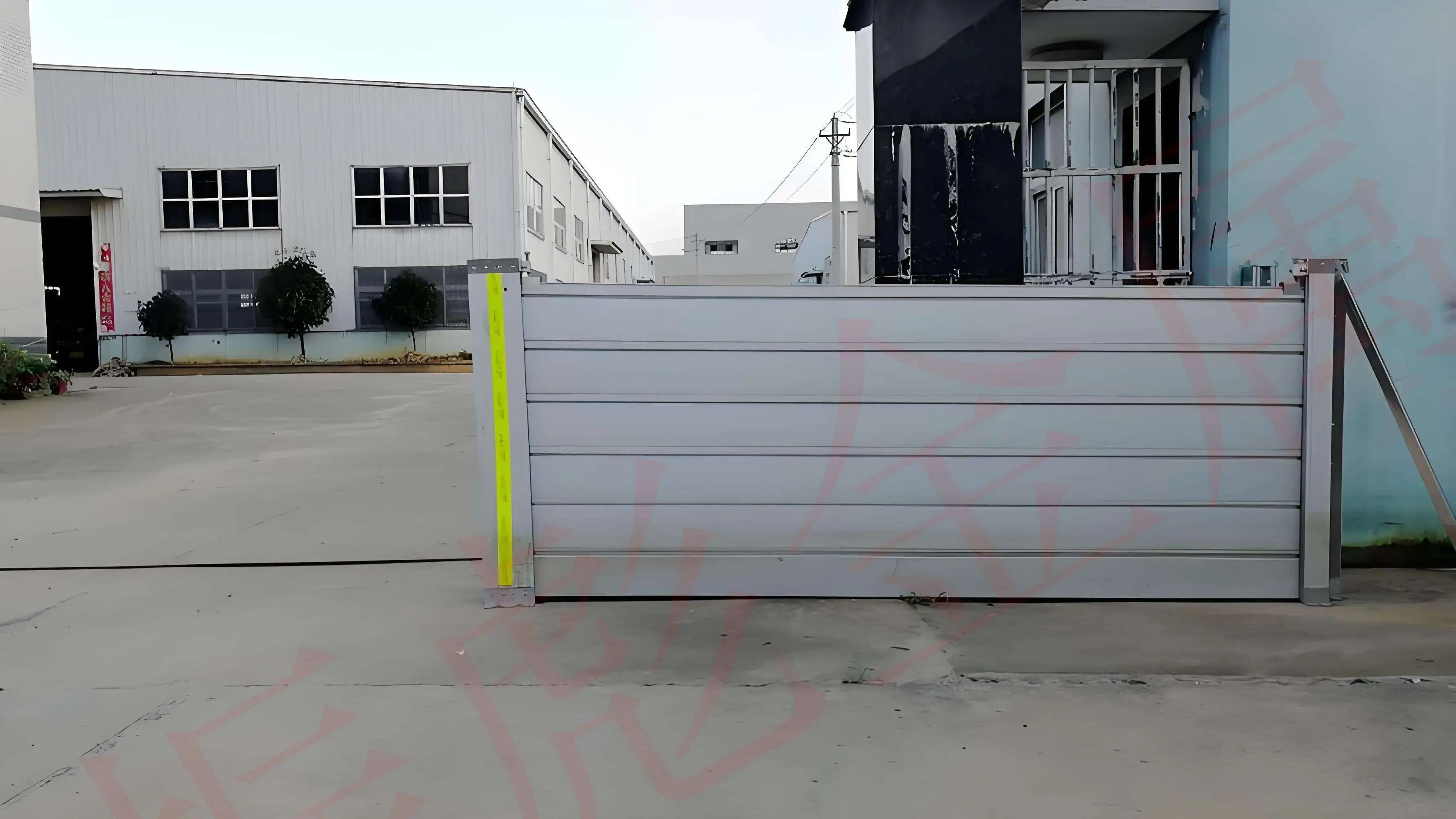 Stainless Steel Flood Control Board - Durable & Customizable