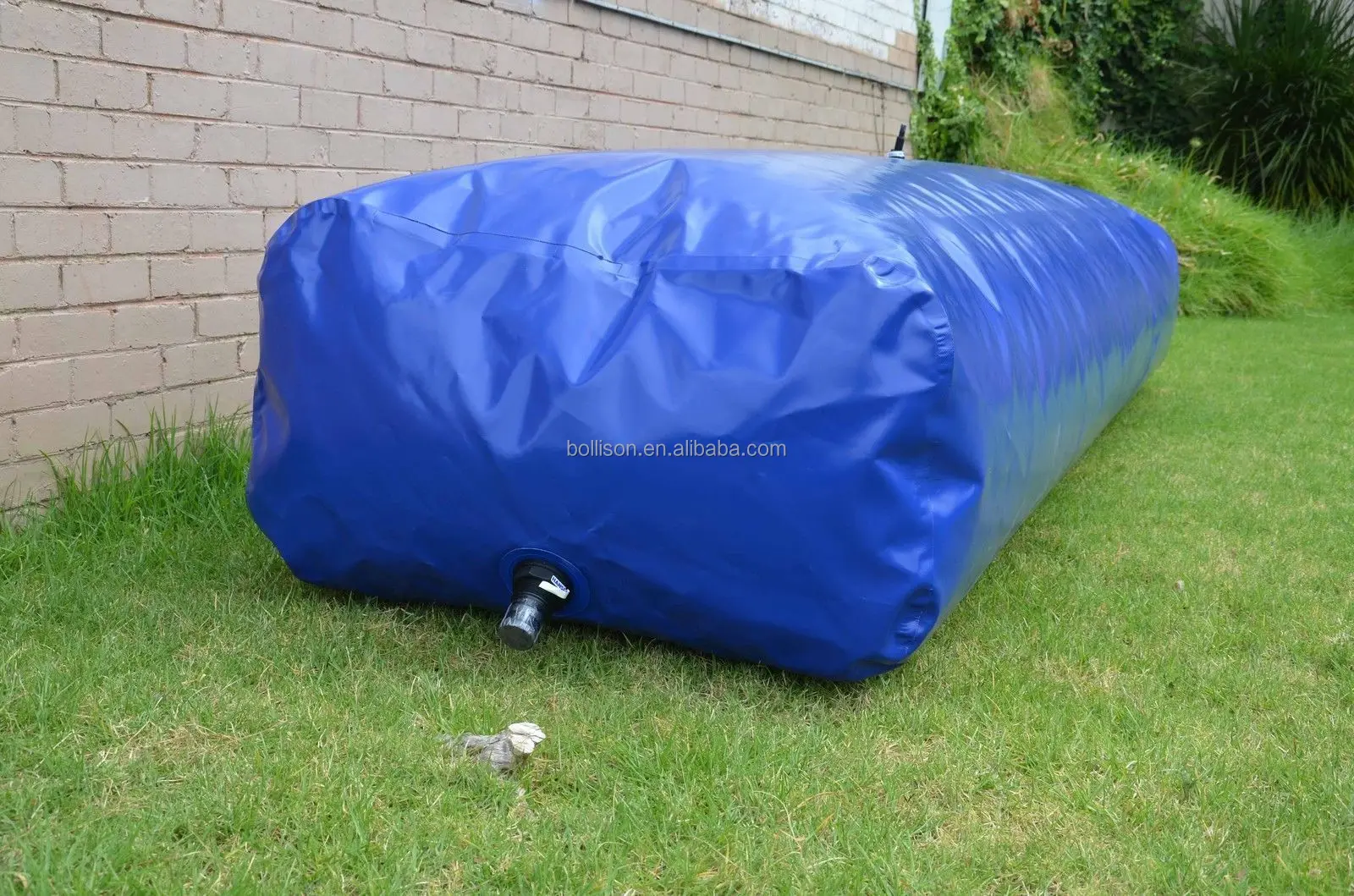 Wholesale Price Factory 500 Litres up to 5000000 Litres Triangle PVC ...