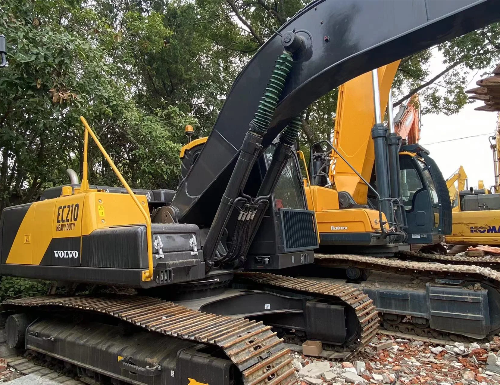 Original Volvo Ec 210 Used Excavators 21 Tons Used Crawler Excavators ...