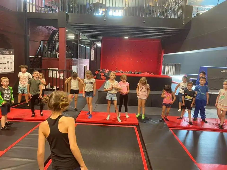 Adult Jumping Platforms Indoor Outdoor Playground Trampoline Kids ...