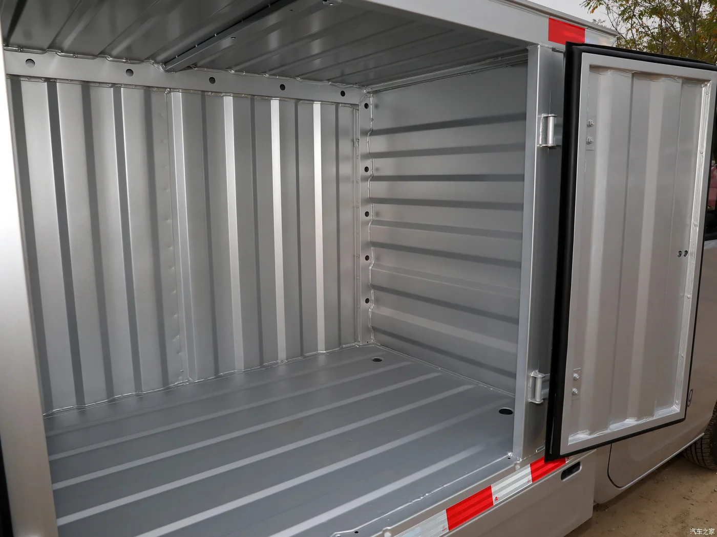 2023 Wu Ling E10 Mini Cargo Electric Van Used New Energy Vehicle - Buy ...