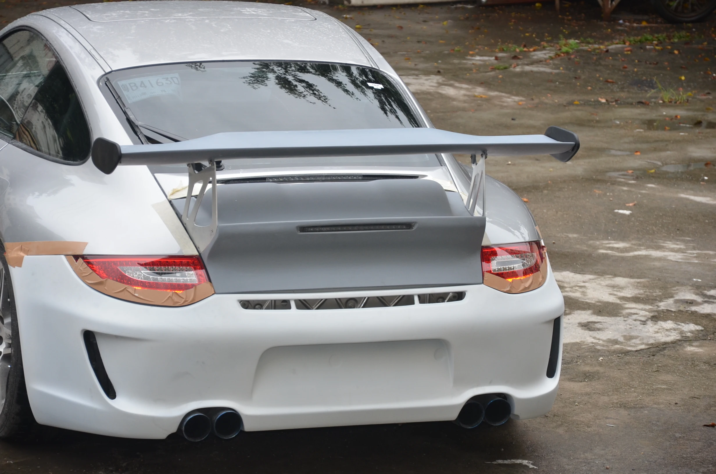 GT3-RS Rear Trunk Spoiler Wing for Porsche 997 GT3 RS