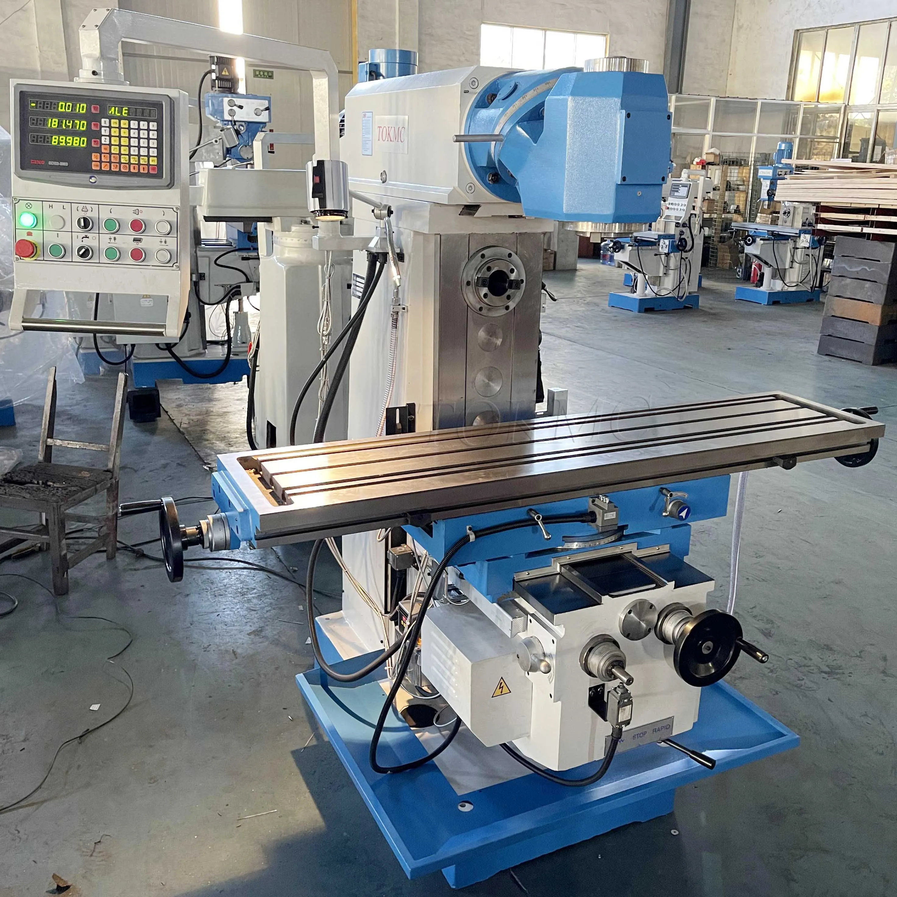 Universal Milling Machine For Medium Duty & Eco-friendly Use - Oem