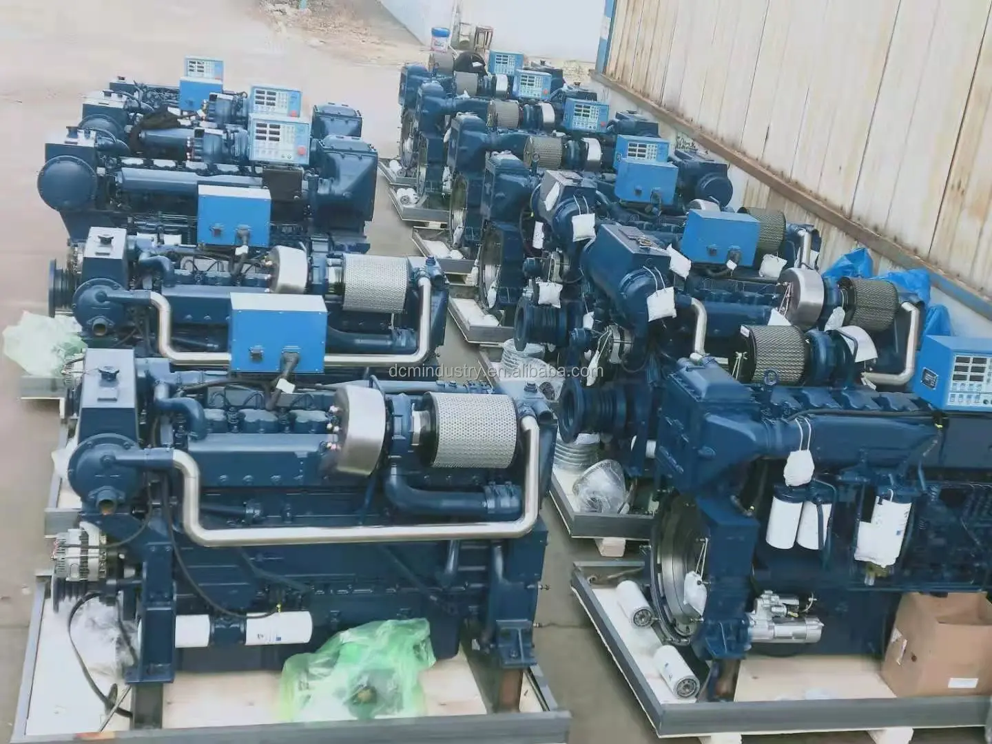 In Stock 6 Cylinders WEICHAI Diesel Engine for SD16 Bulldozer