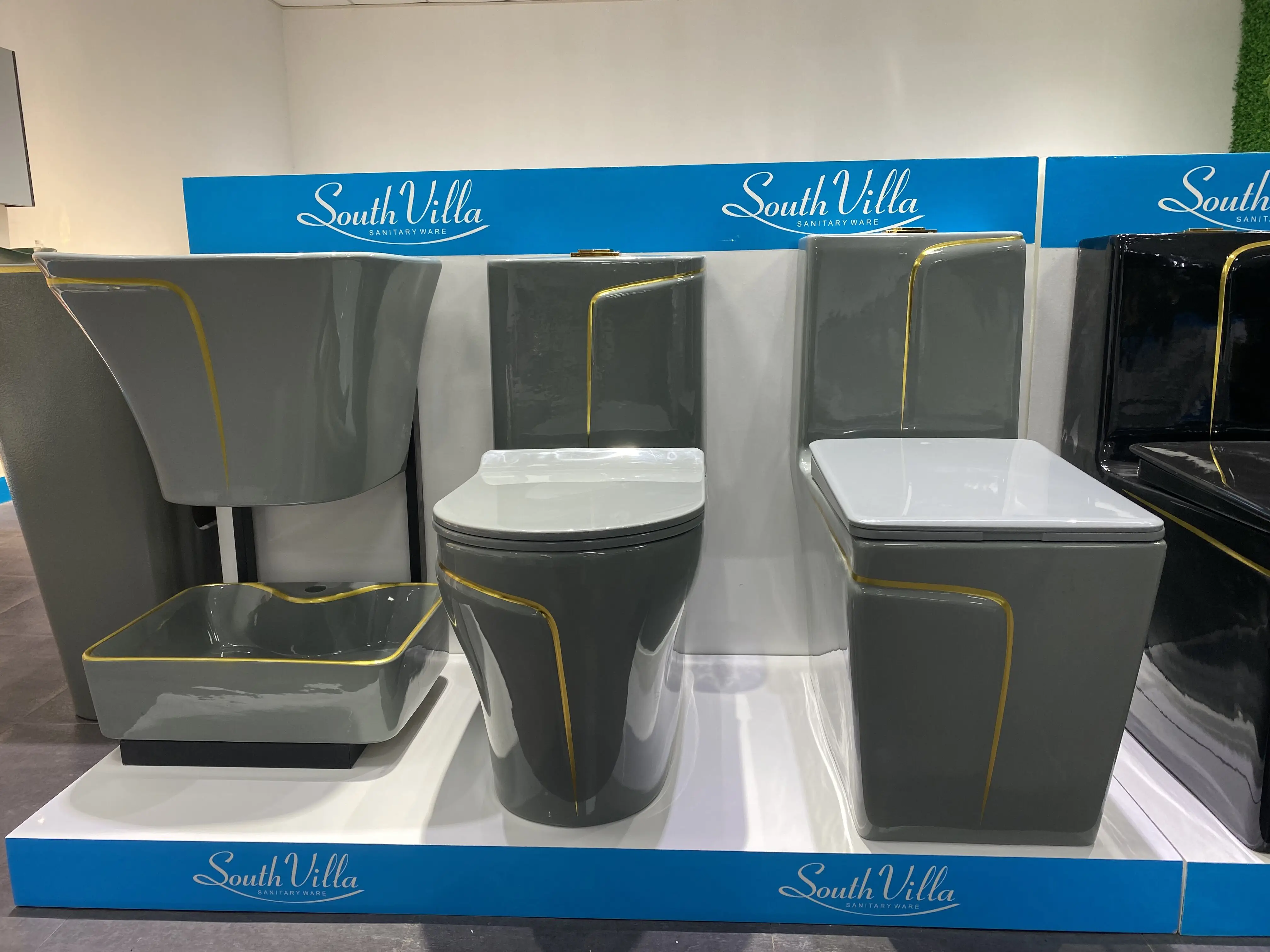 Gray Gold Line Luxury Bathroom Set & Wash Basin Toilet Suite, OEM