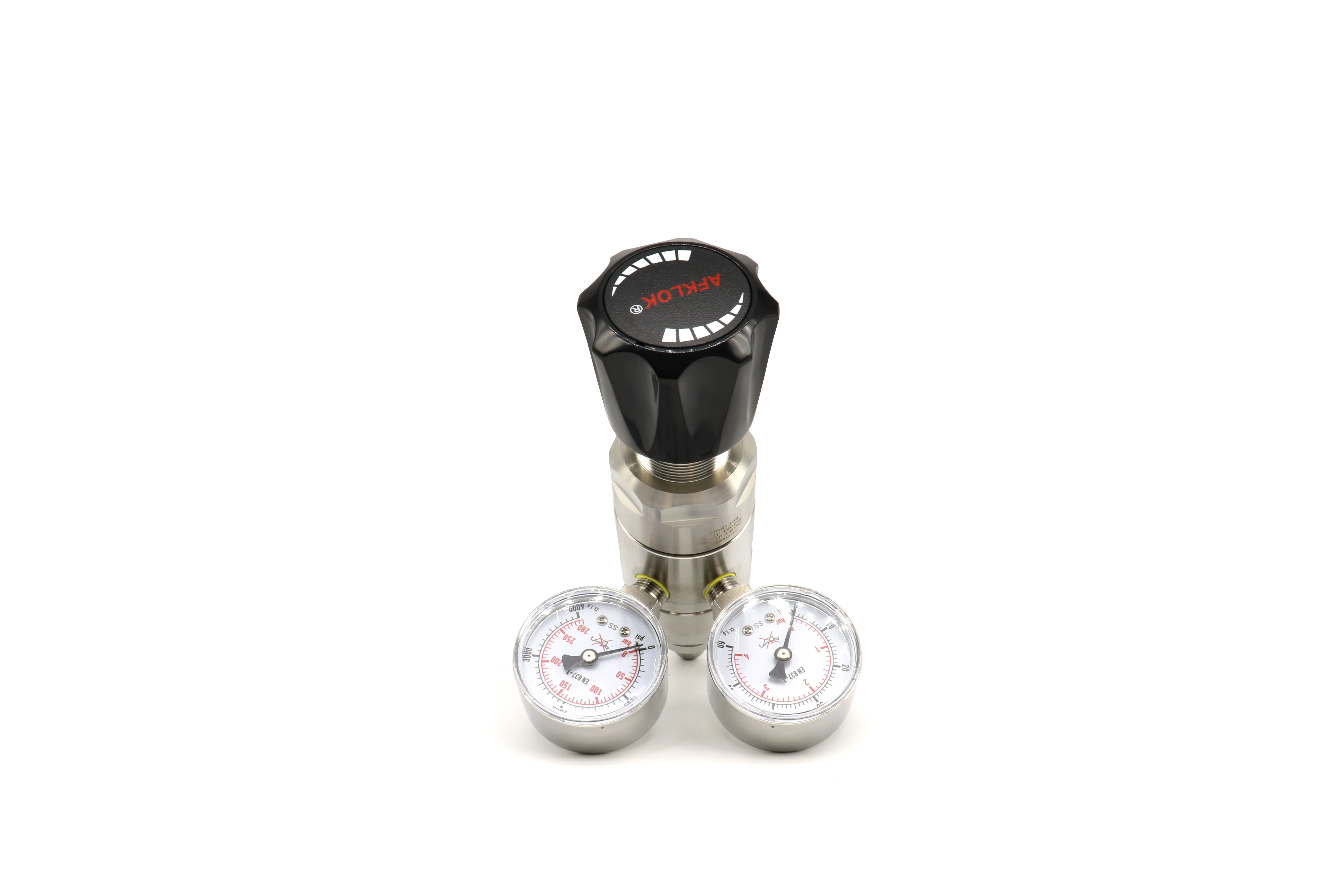 Helium CGA 580 Cylinder Connector - Precision Pressure Regulator