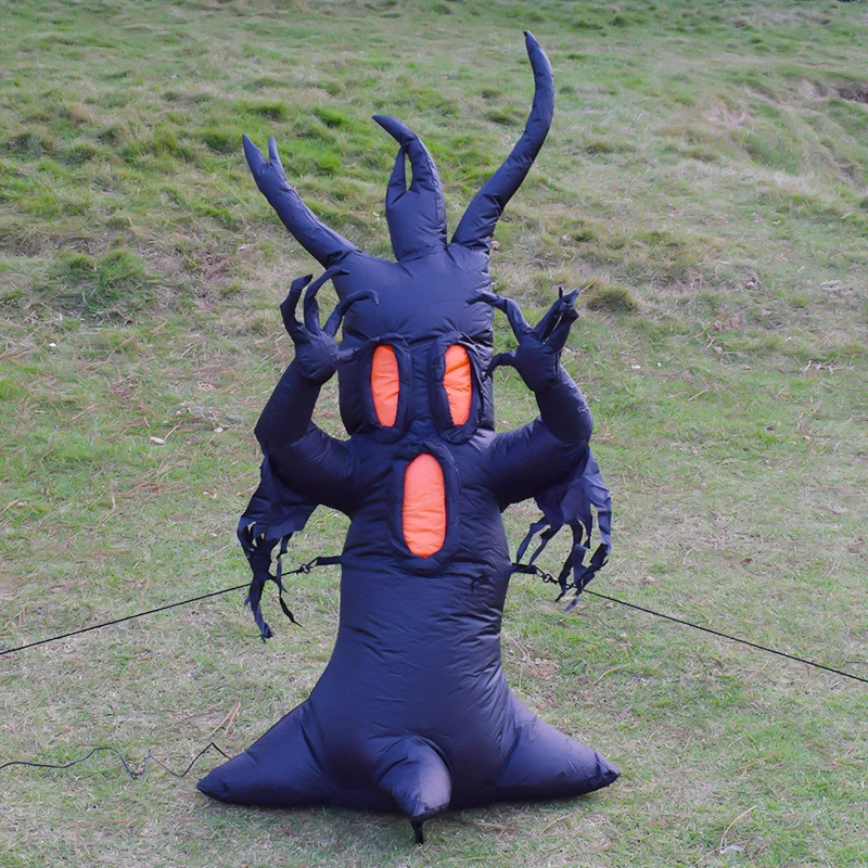 5 Ft Tall Halloween Inflatable Scary Tree With Ghosts Black Inflatables ...