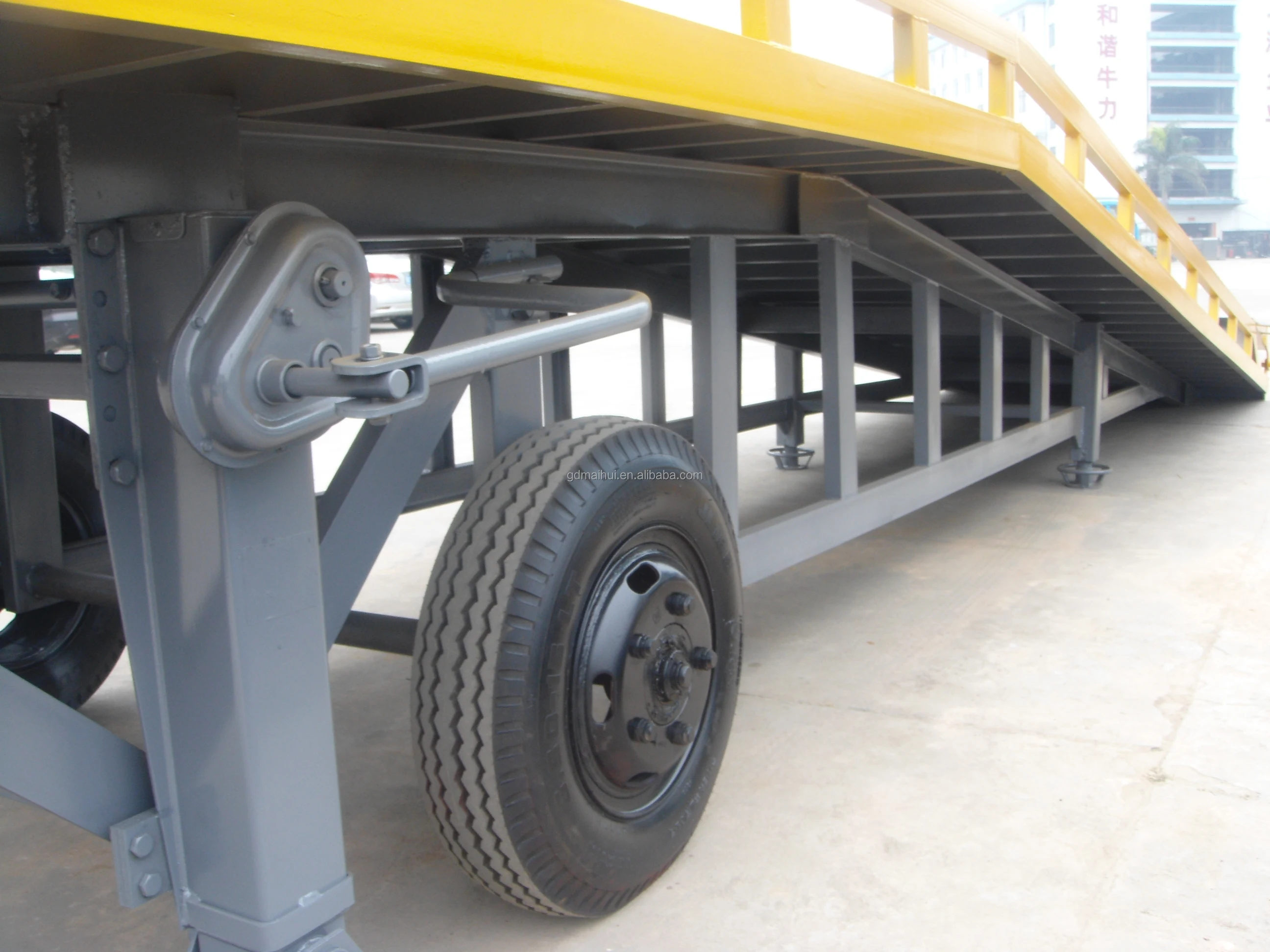 Dcqy 6ton 8ton 10ton 12ton Mobile Dock Ramp Movable Hydraulic Discount ...