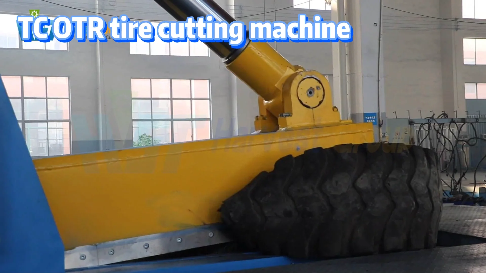 Full Automatic Waste Tyre Recycling Machine Prices Tyre Shredding ...