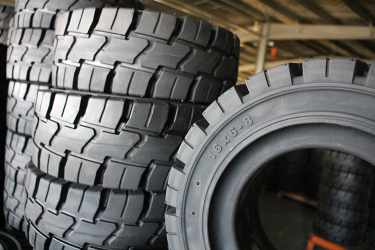 Heavy Duty Port Solid Forklift Tire 14.00-24 14.00x24 1400-24 For Port ...